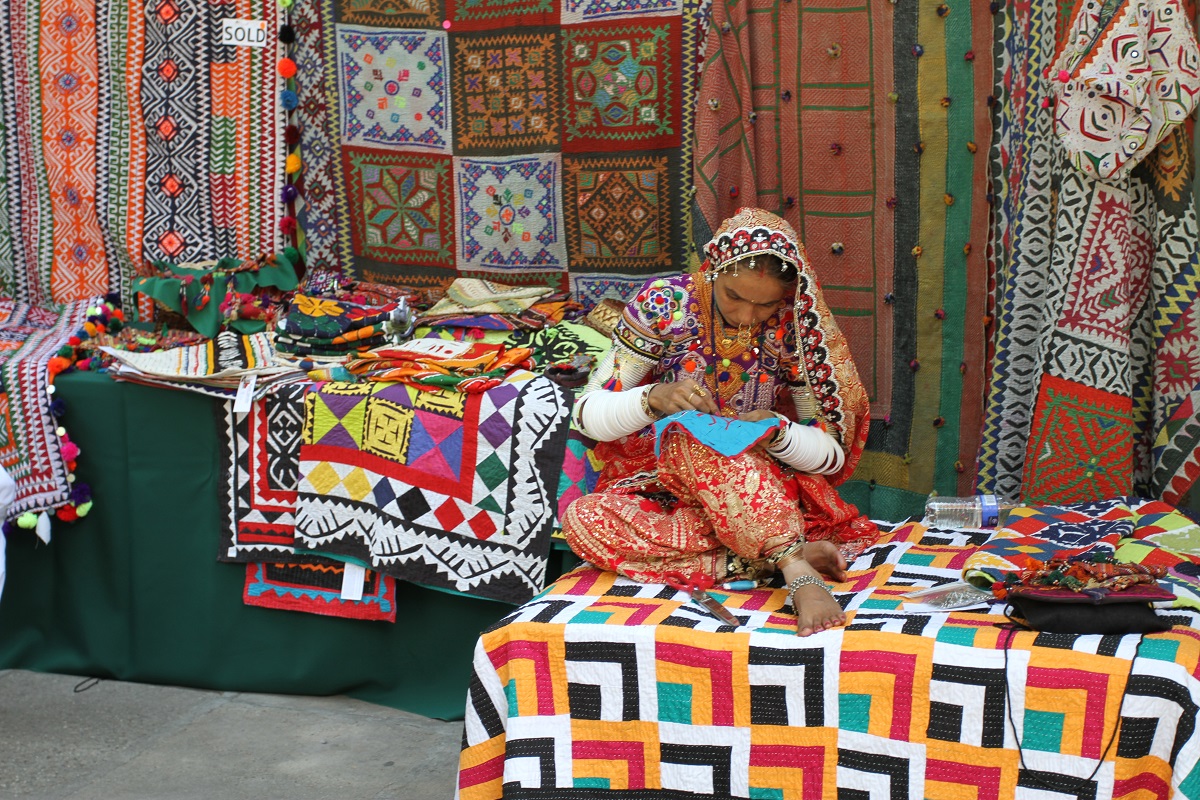 پاکستان آئیں تو کیا خریدیں؟ – راہ نما